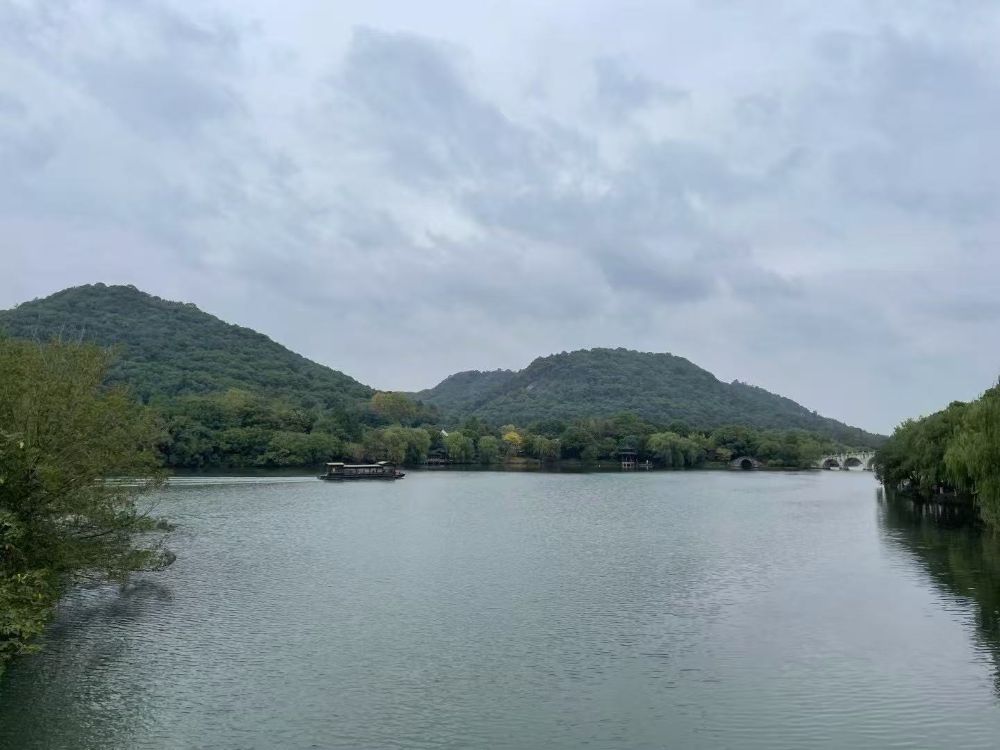 望湘湖怀古 · LeaFrock's Blog